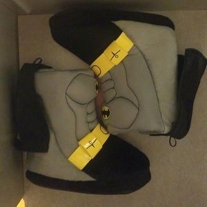 DC Comics | Shoes | Batman Slippers | Poshmark